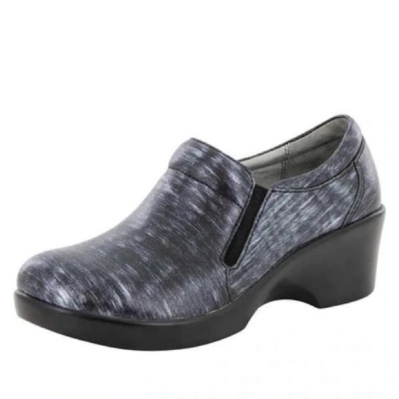 Alegria | Shoes | Alegria Eryn Chromeo Gray Black Leather Nurse Career ...